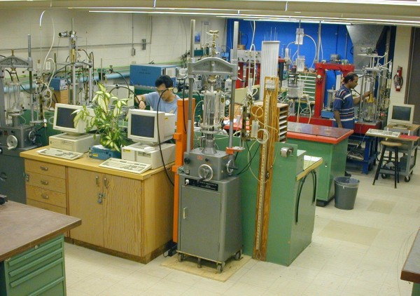 Geotechnical Engineering Labs - UBC Civil Engineering